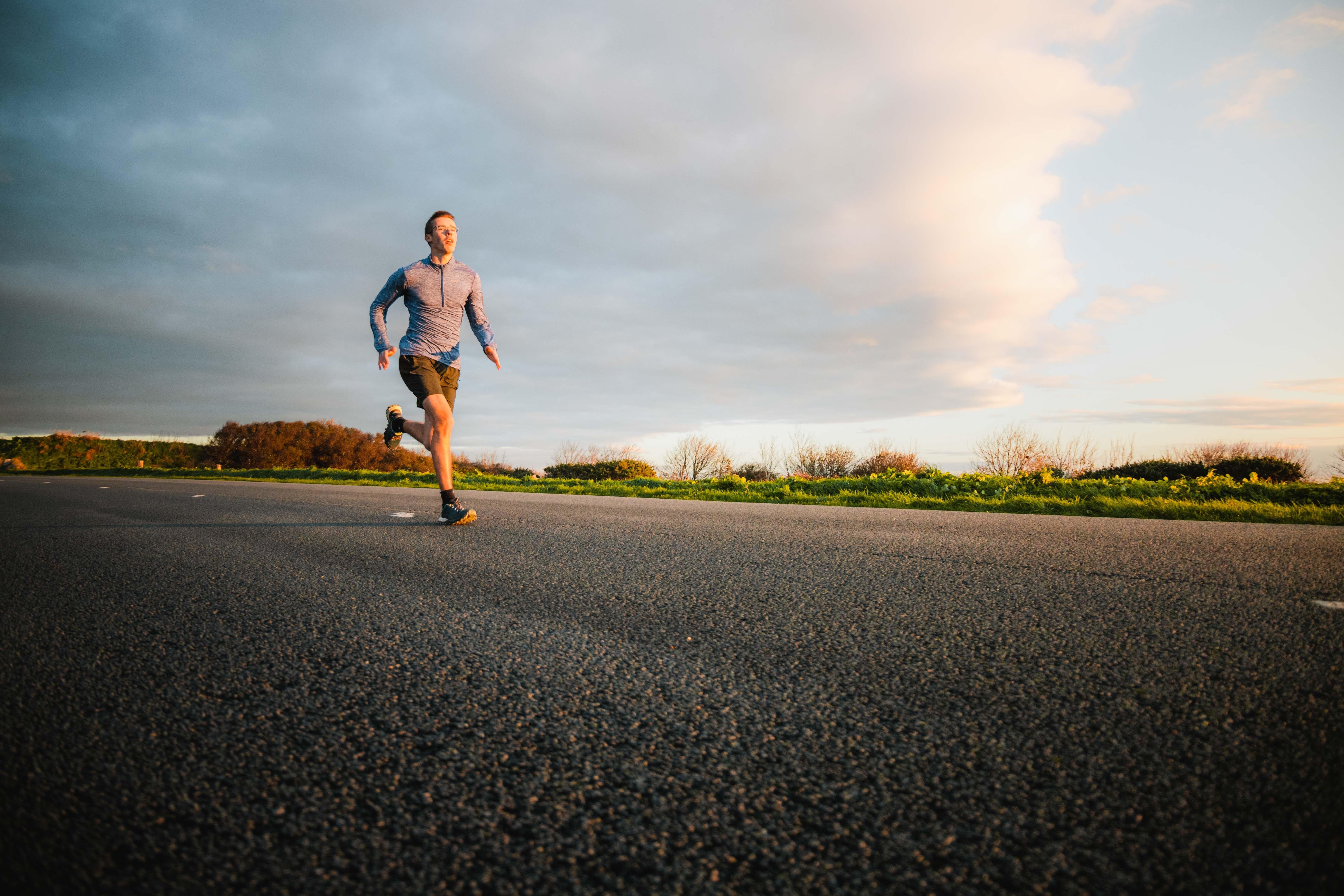 Zero-Drop vs. Traditional Running Shoes (2026 Guide) – Which Style Fits ...