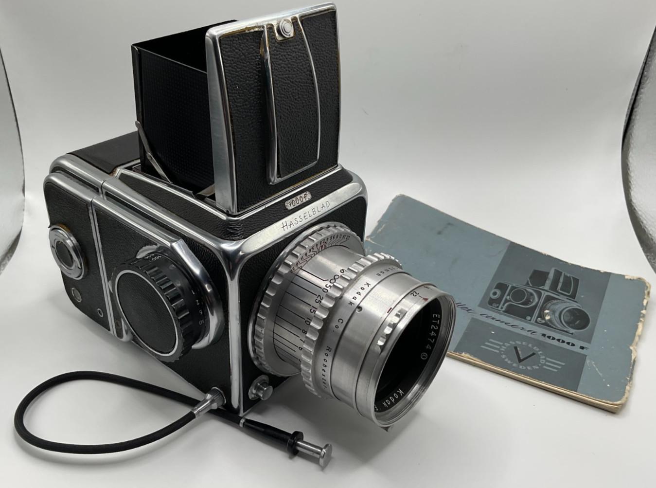 Hasselblad 1000F Kit with Ektar 80mm Lens