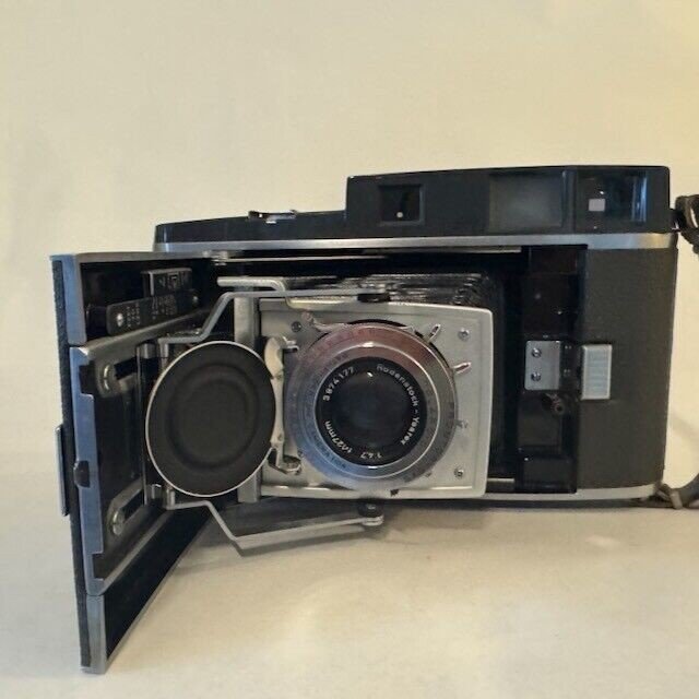Shop Polaroid 110a/110b 4x5 Vintage Camera Today!
