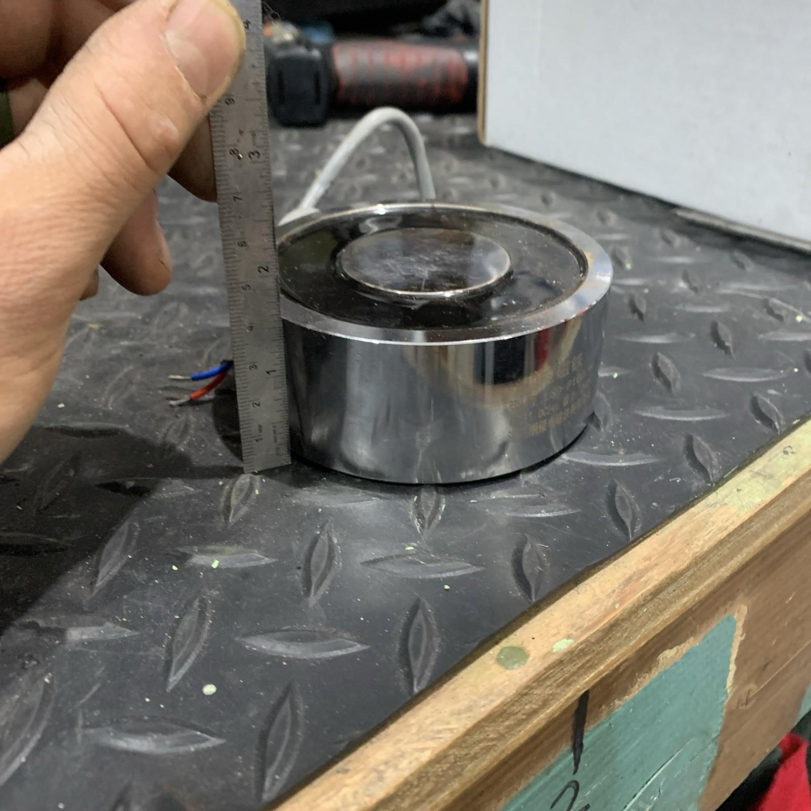 Powerful 12V Electric Lifting Magnet - 240kg