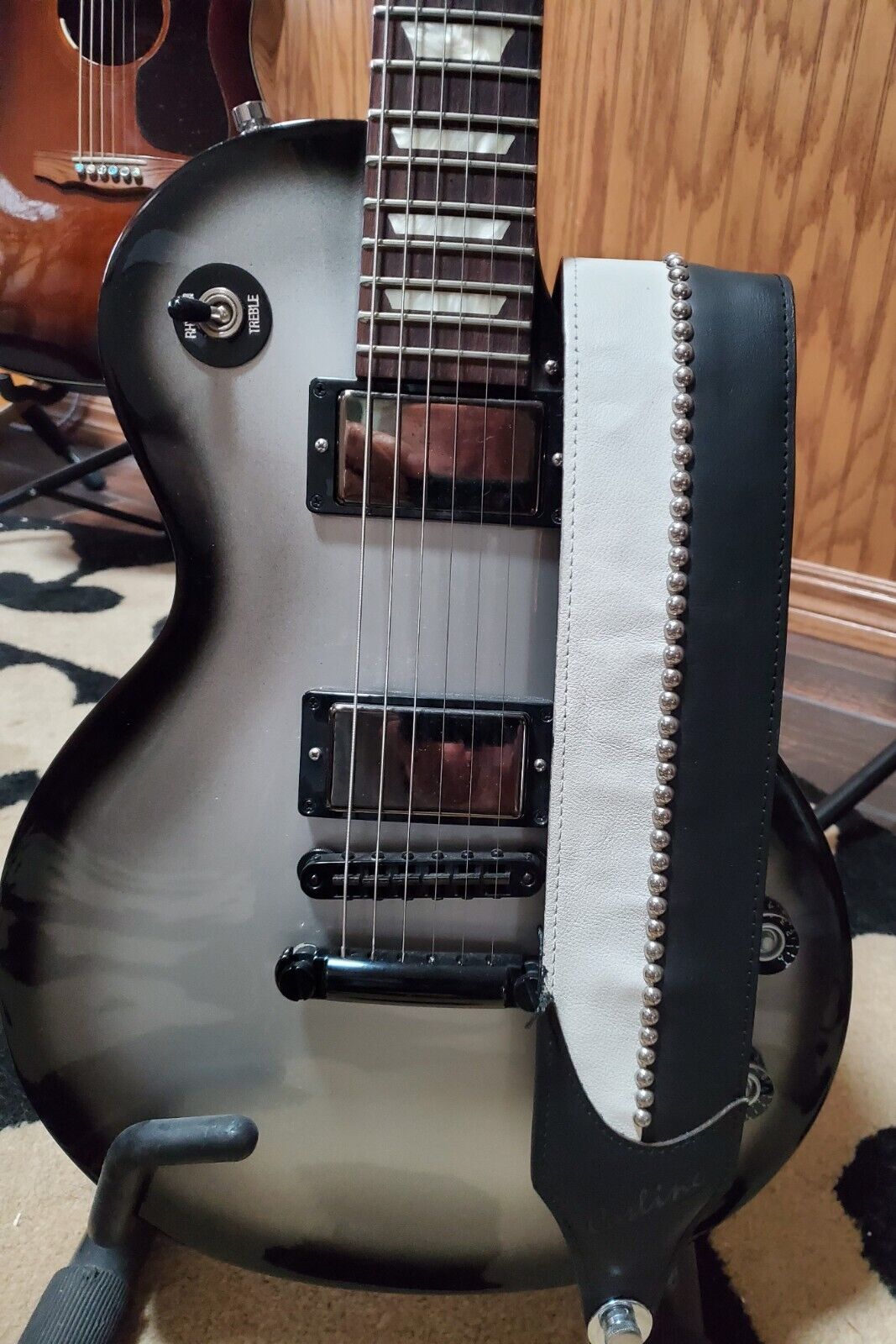 Gibson Les Paul Studio Silverburst 2011 - Buy Now!