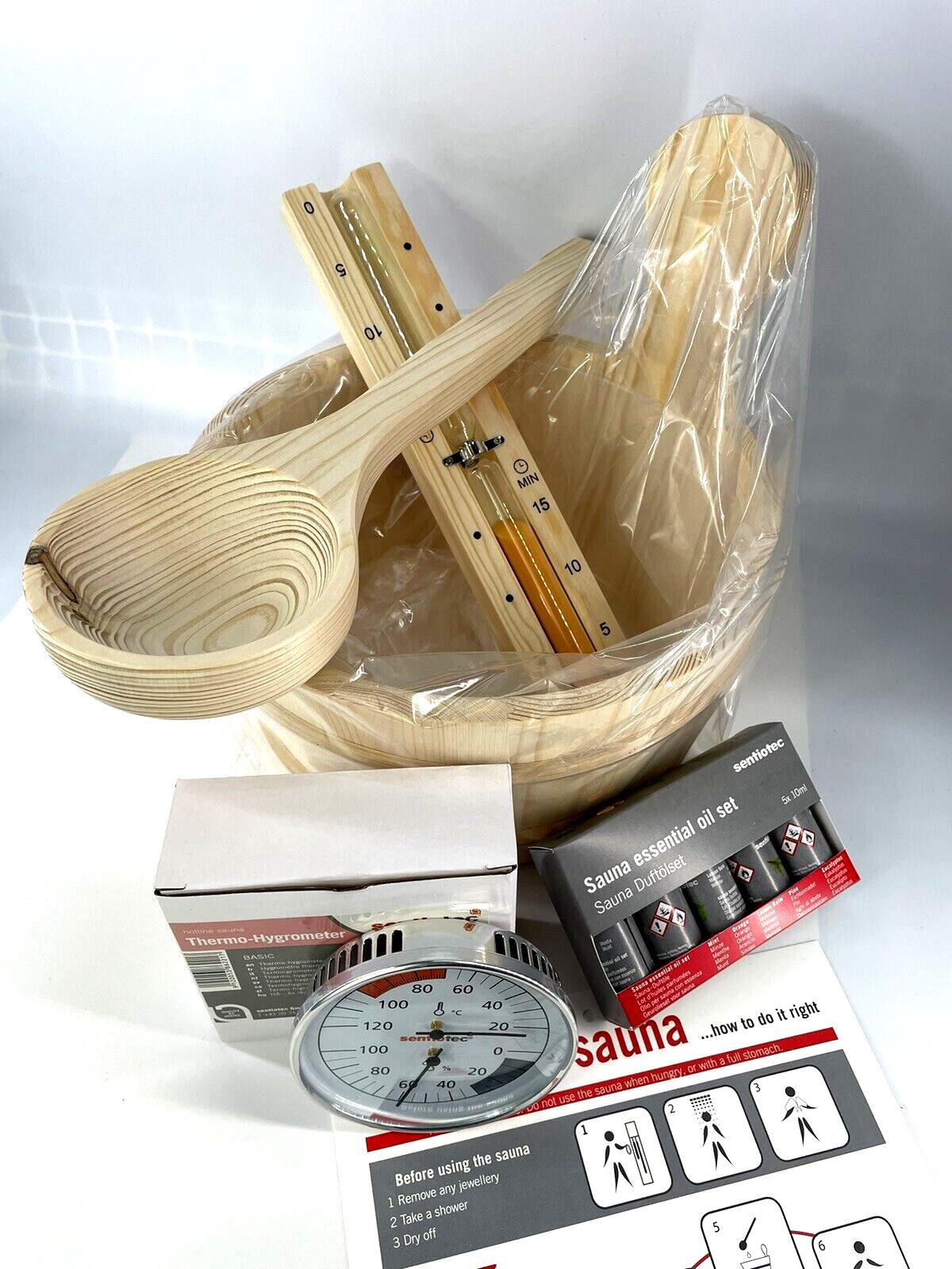 Classic Wooden Sauna Bucket and Ladle Set