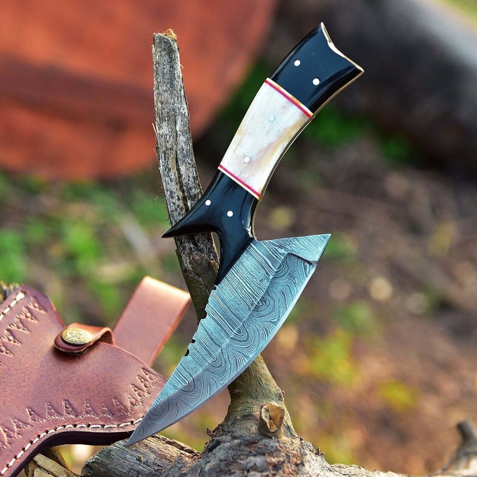 Alaska Ulu Knife - Handcrafted Damascus Steel