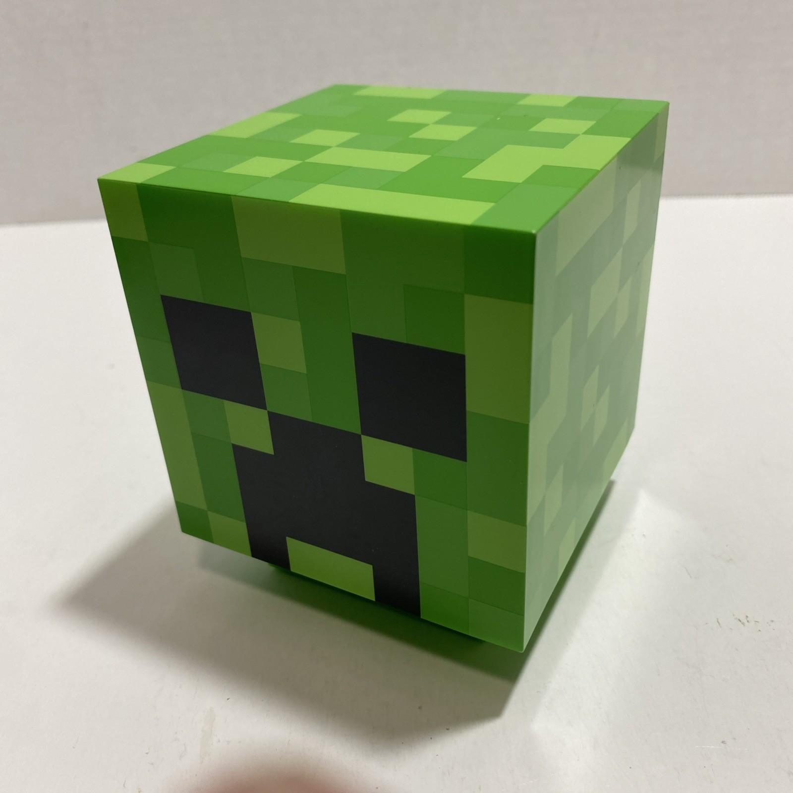 Glowing Minecraft Creeper 3D Night Light Lamp