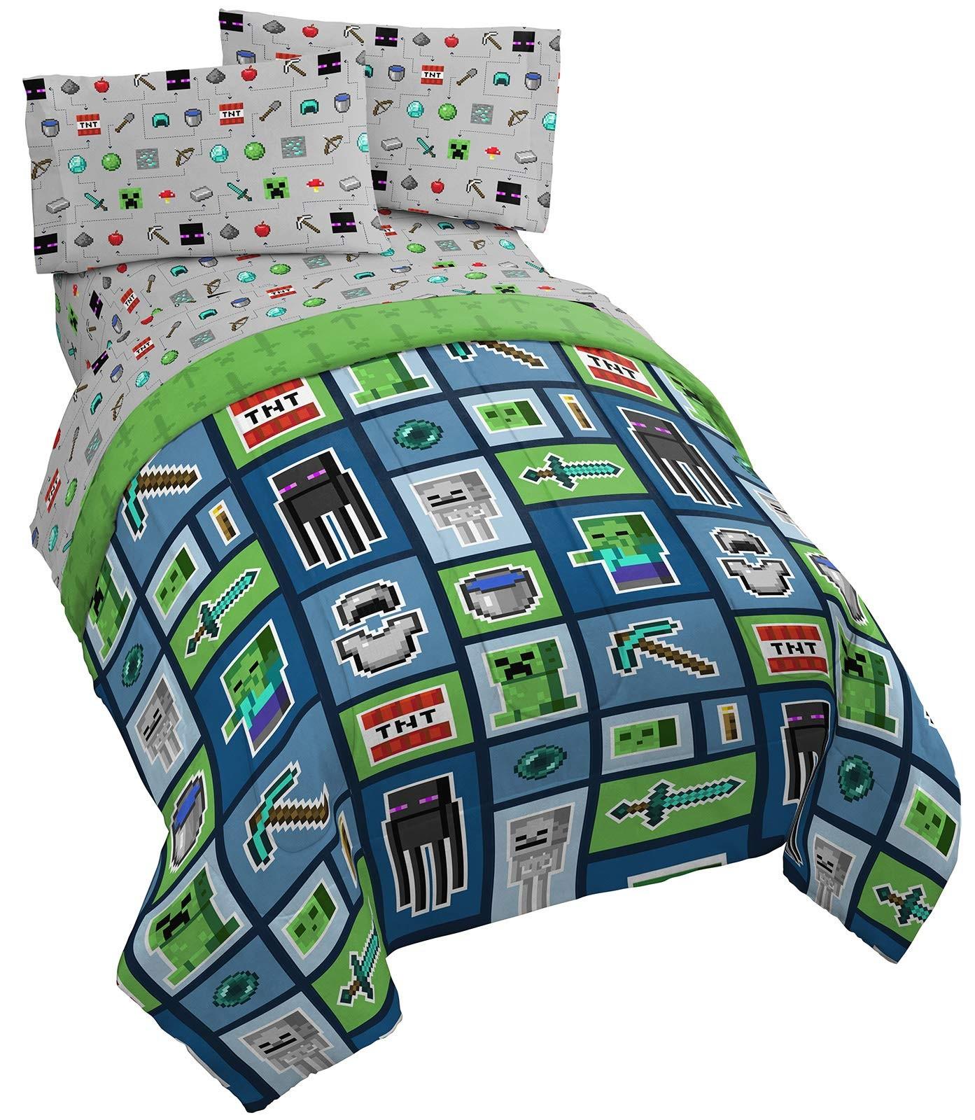 Minecraft Monster Hunters 5-Piece Bed Set for Adventurers