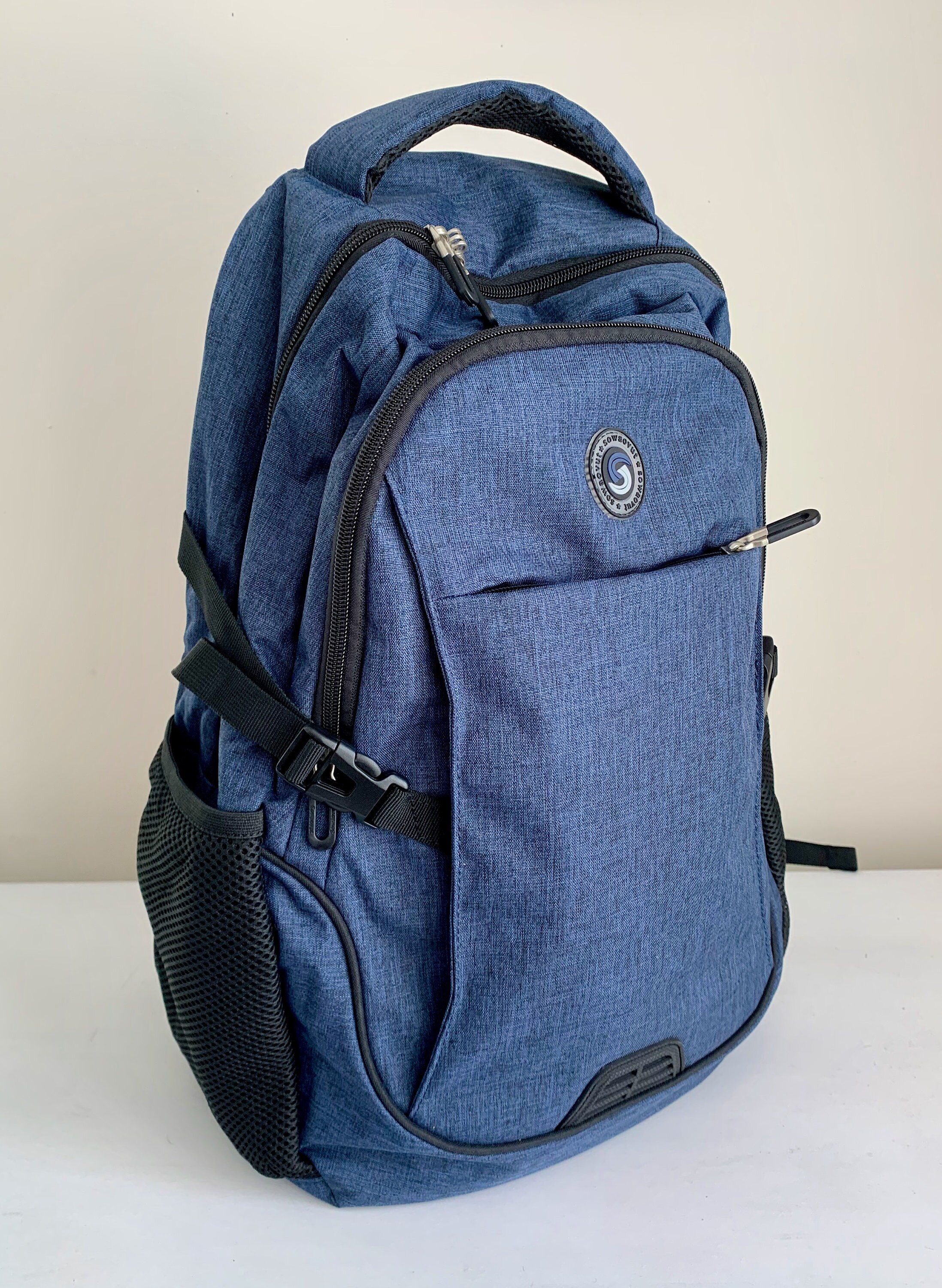 Essential Teen Bugout Survival Kit: Prepper Supplies Essential Teen Bugout Survival Kit: Prepper Supplies
