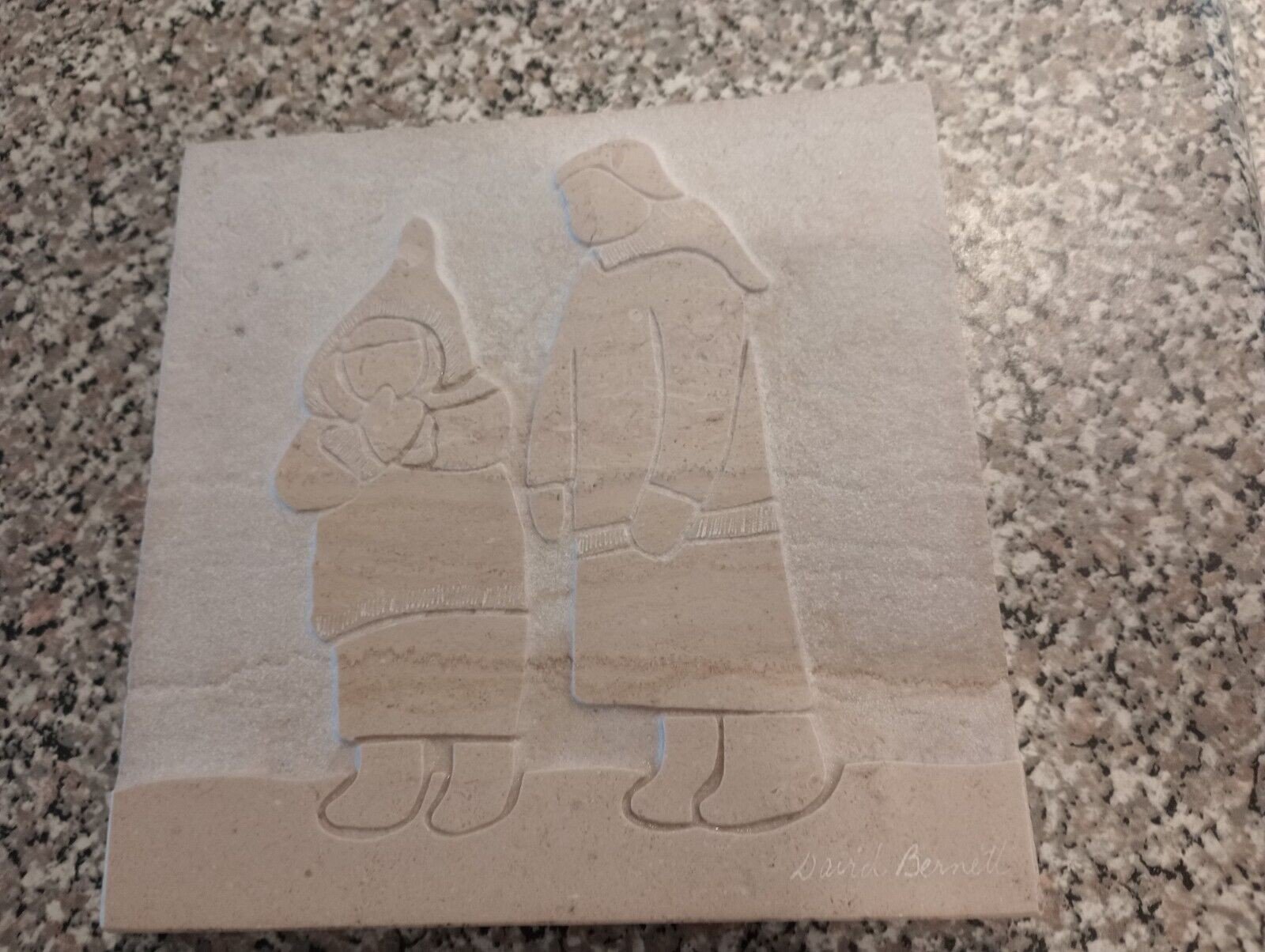 David Bernett Inuit Girls Marble Sculpture – Unique Art