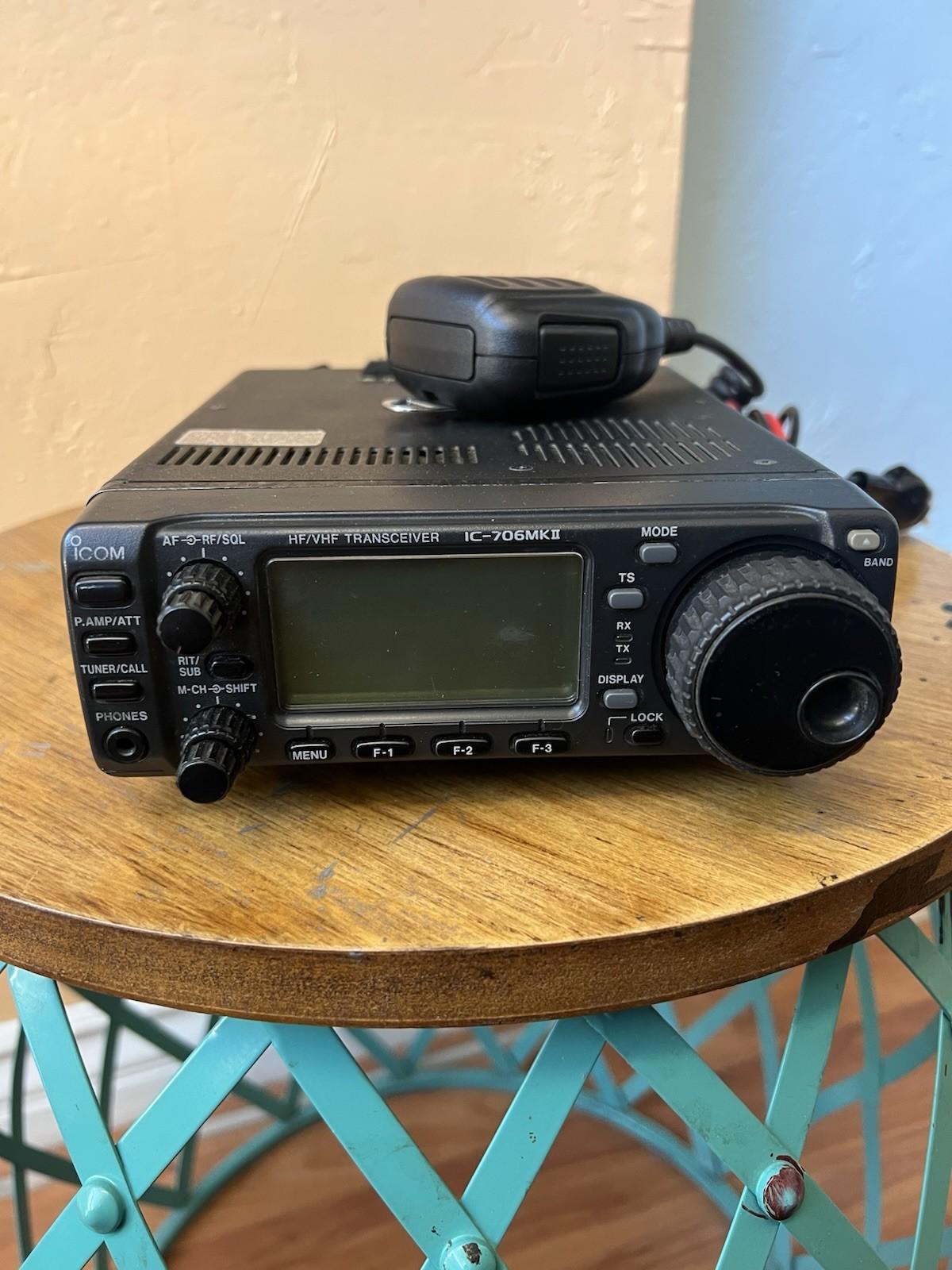 Icom IC-706MKIIG HF/VHF/UHF Transceiver with Mic