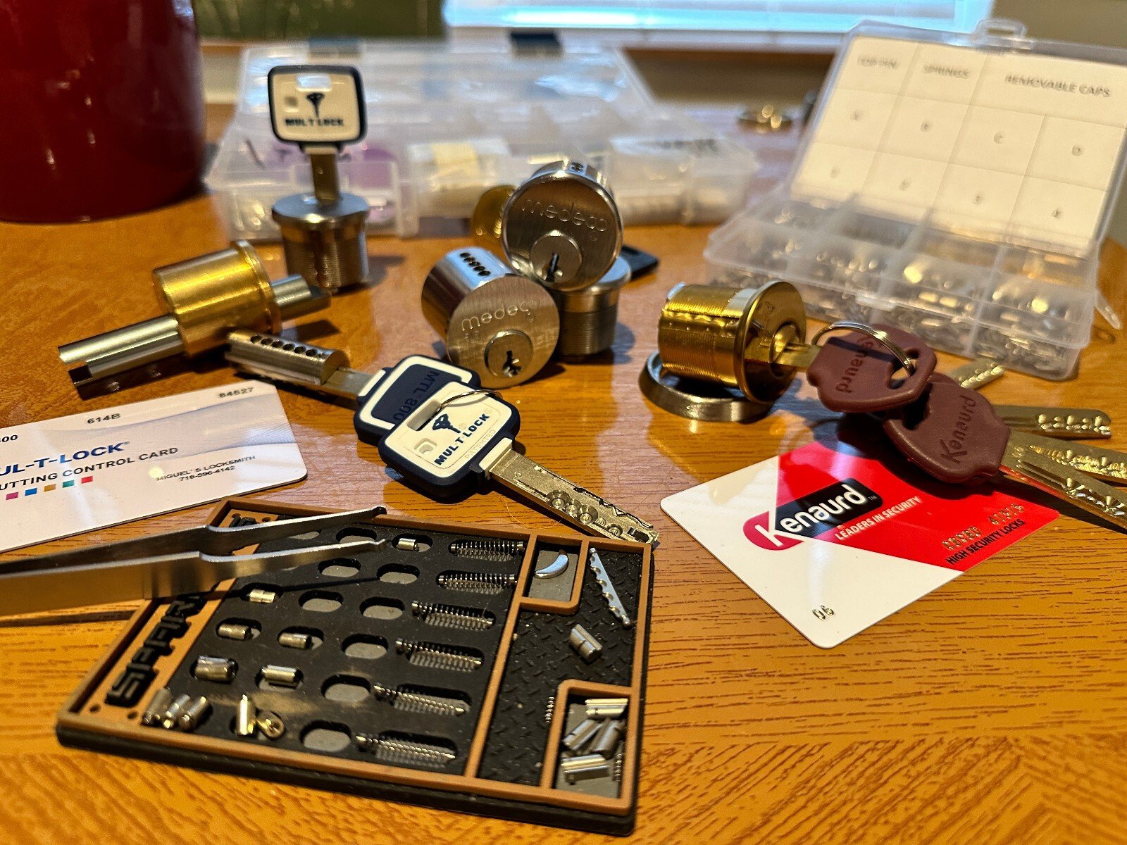 Unpickable High-Security Locks: Mul-T-Lock & Medeco