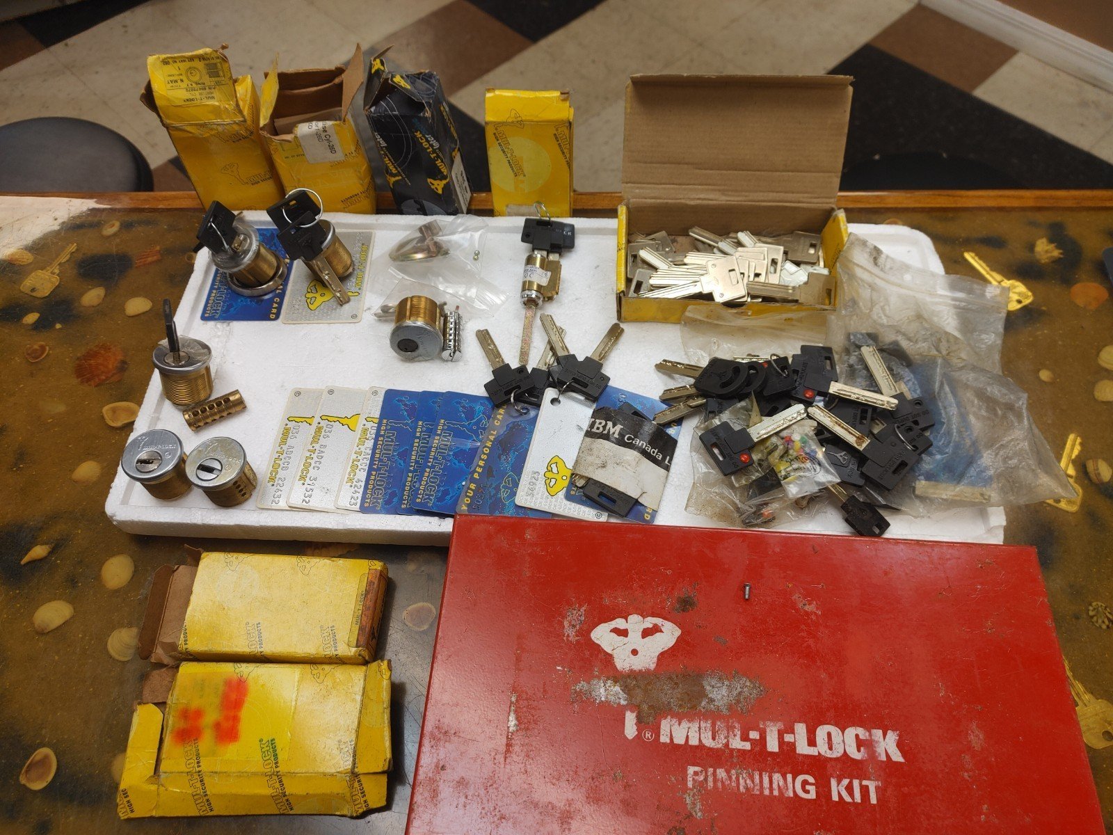 Secure Your Space: Mul-T-Lock Pinning Kit & Keyblanks