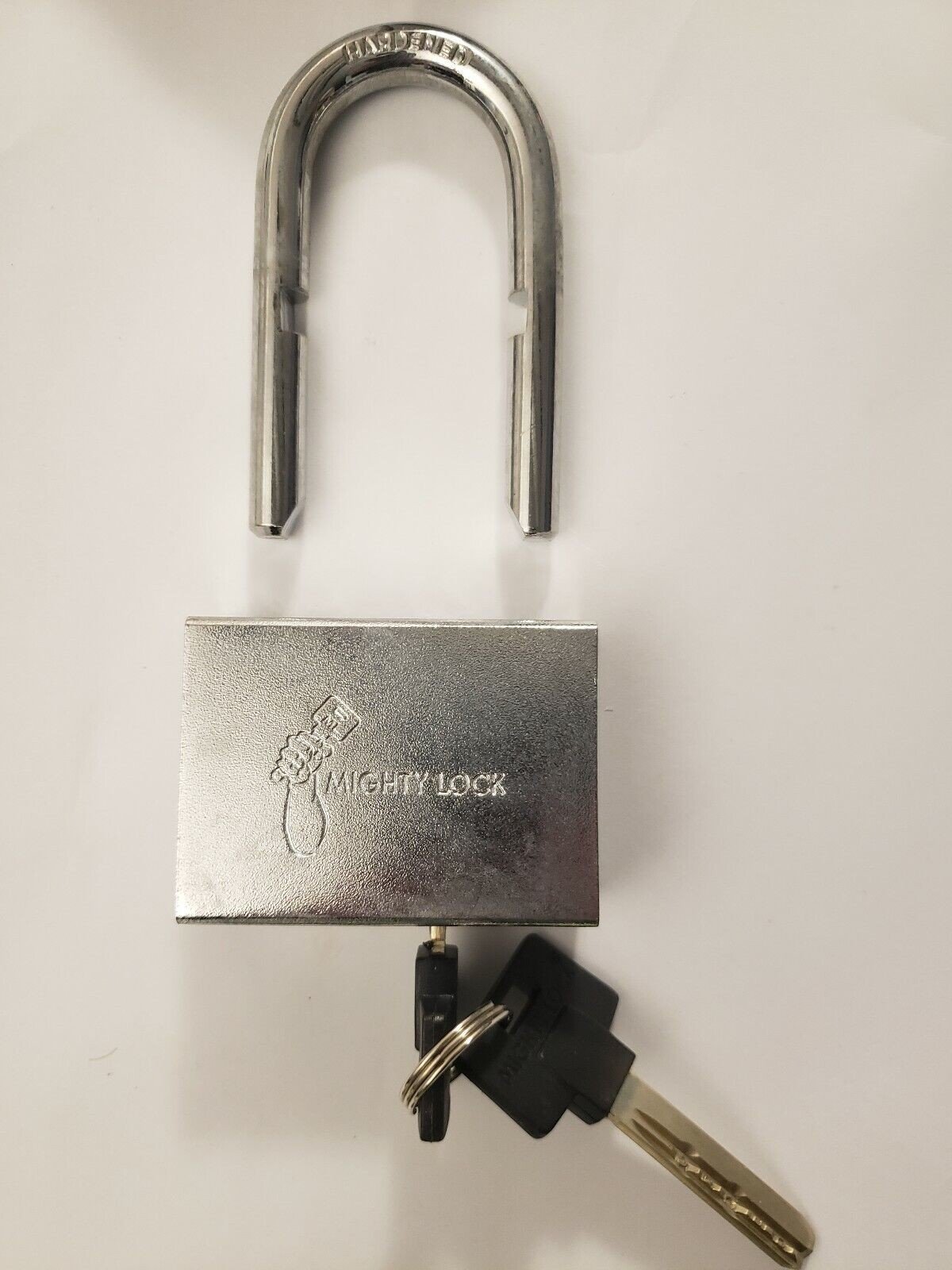 Mighty Unpickable Lock: Secure with Removable Shackle