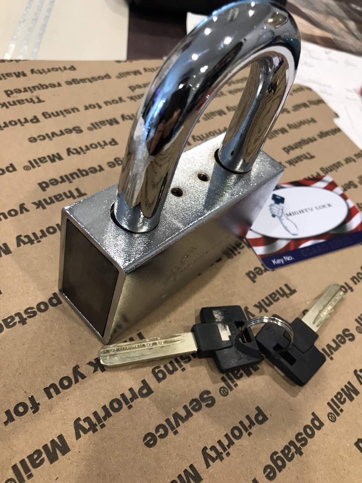 Mighty Giant Padlock #16: Secure Your Belongings