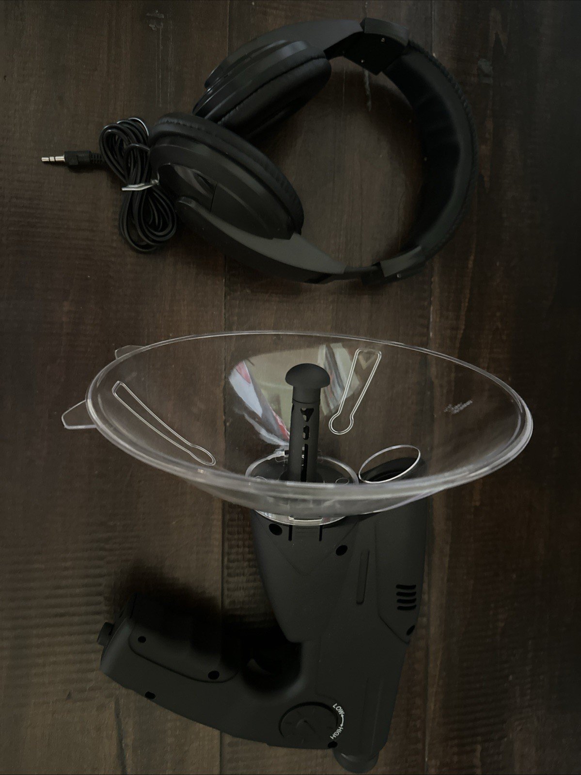 100m Parabolic Microphone Amplifier for Clear Listening