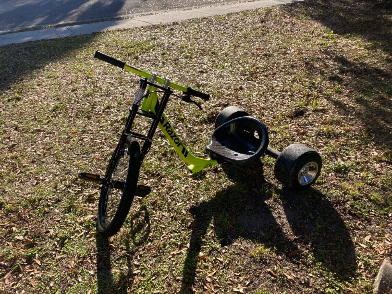 Razor DXT Yellow Drift Trike: Fun & Speed!