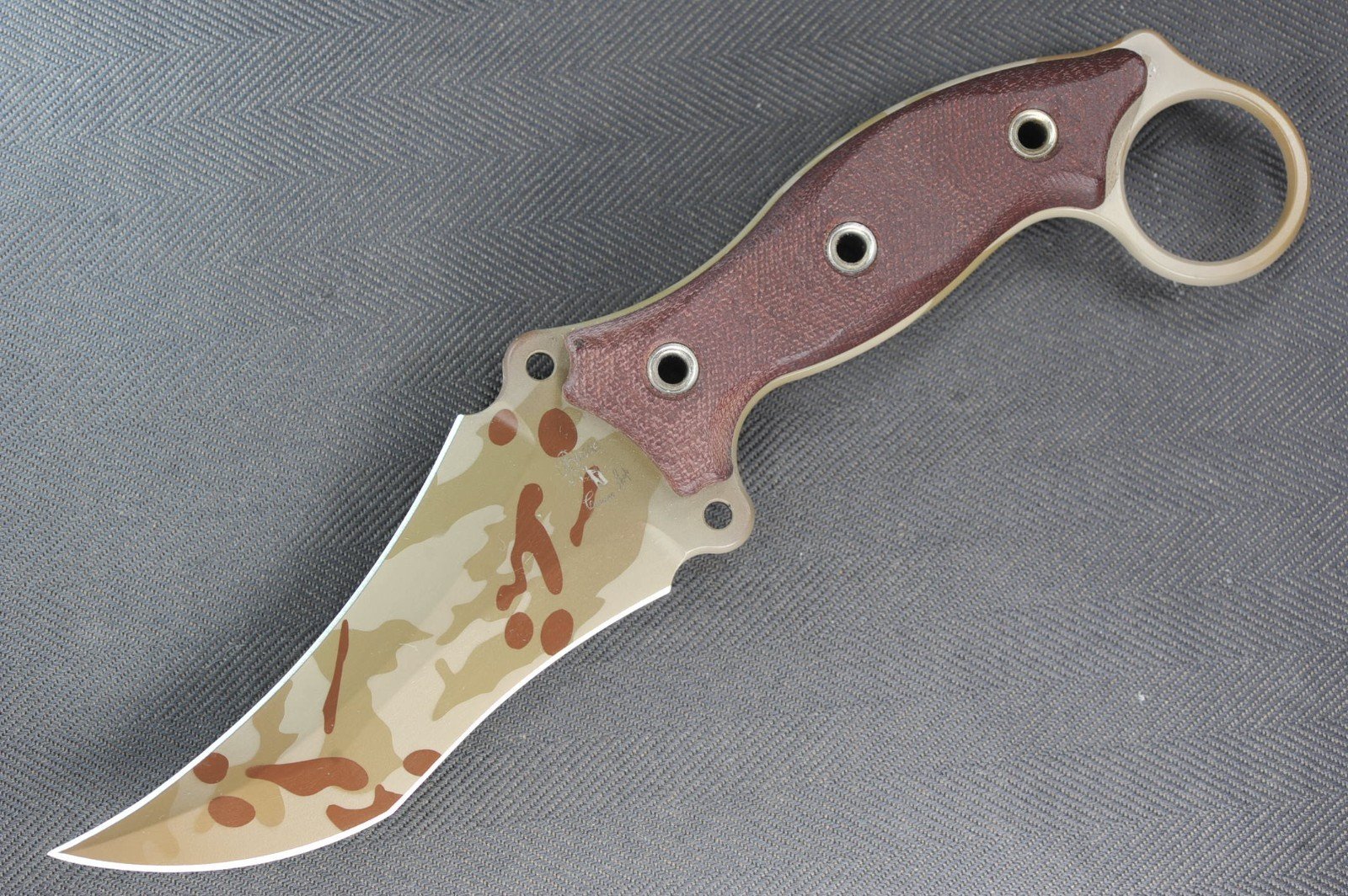Busse Triceratops .215 Camo Knife - Micarta Handle