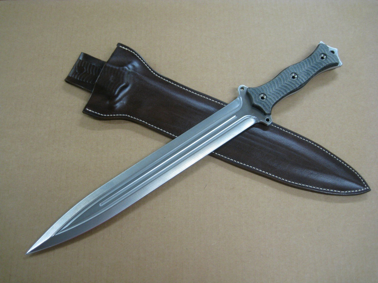 Busse Combat FORCE MAMA V14 Knife & Sheath