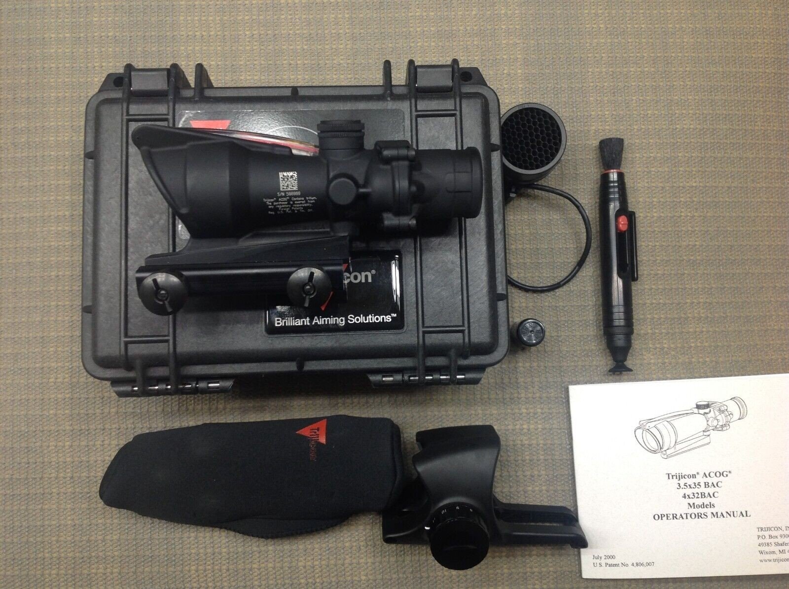 Trijicon ACOG 4x32 Red Dot Sight - Bright & Reliable